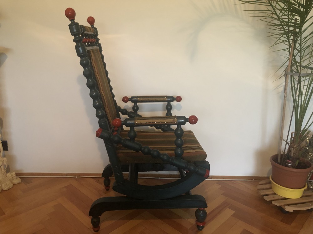 Scaun balansoar,vechi,rustic danez,din lemn masiv,pe arcuri | arhiva ...