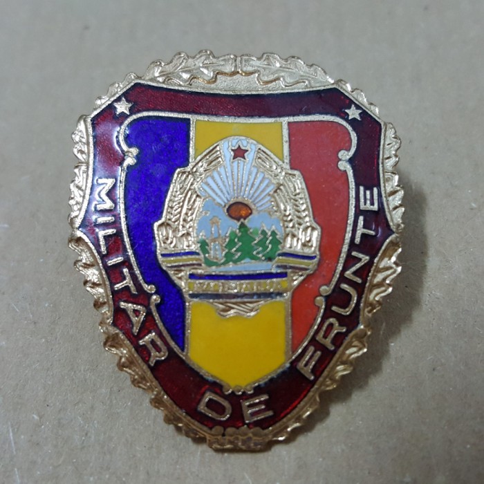Insigna militara romaneasca - Militar de frunte - Varianta mare | Okazii.ro