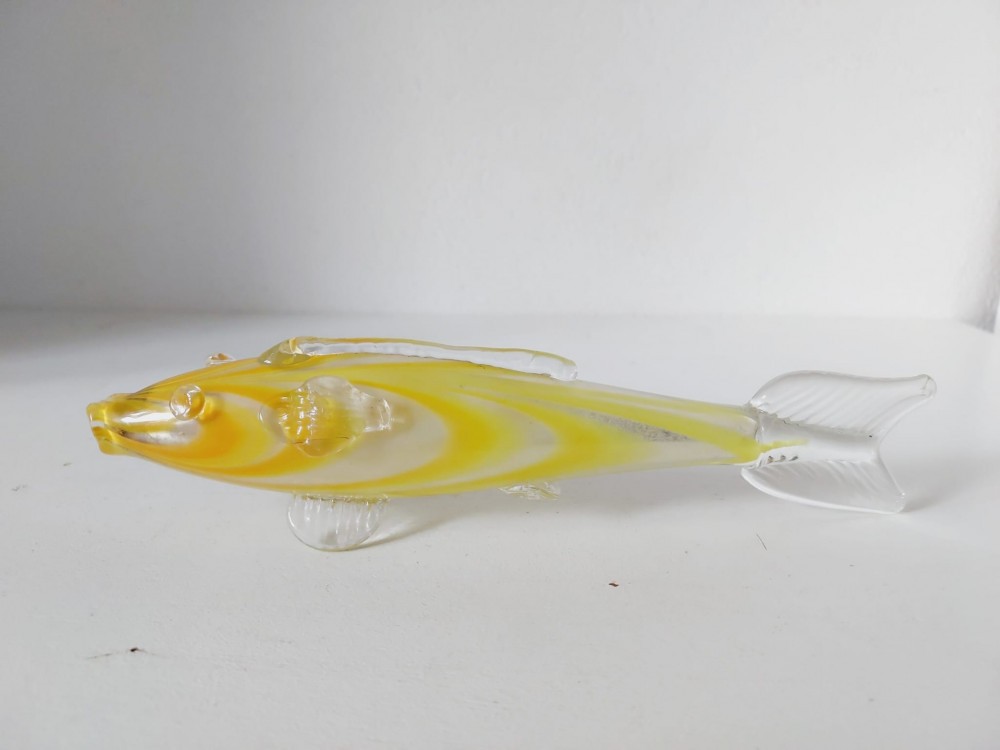 Peste sticla bibelou pe televizor anii '70 - '80 cristal Padurea Neagra ...