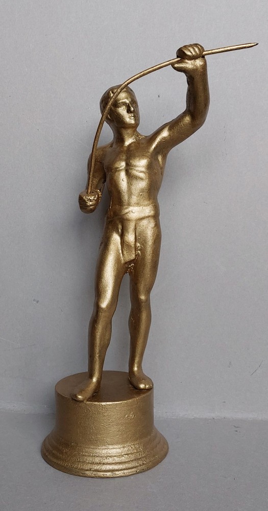 Atlet antic - statueta din fonta aurita, artizanat industrial, comunism ...