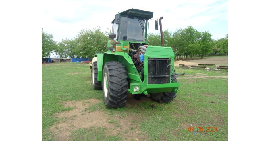 Licitatie utilaje agricole: Tractor Zimbru, Semanatoare, Plug Huard ...