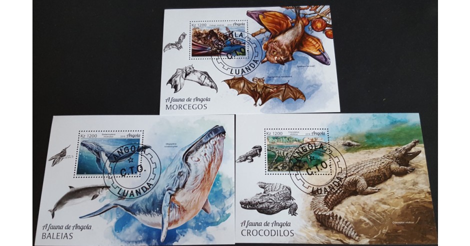 Lot Timbre Bloc si Colite din Tari Diferite Tematica Fauna si Flora ...