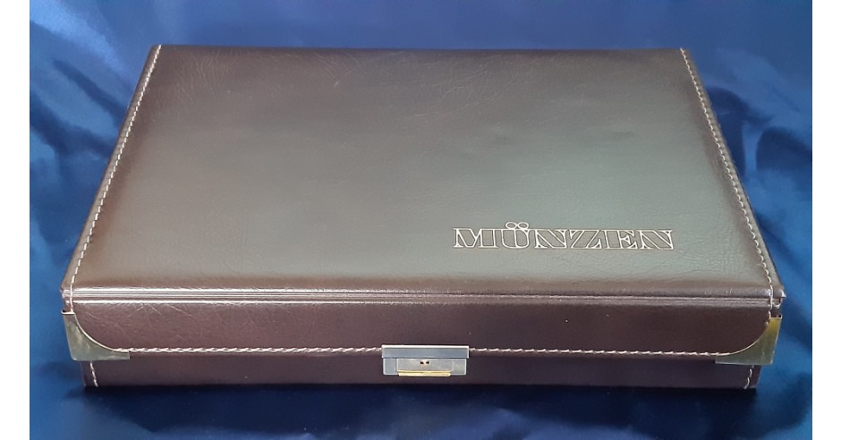 Clasor pentru monede | arhiva Okazii.ro