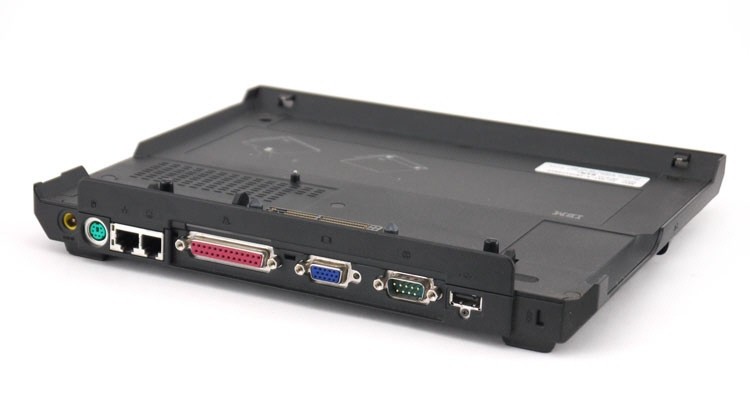 X31 in Docking station. Cumpara ieftin, pret bun