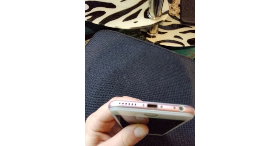 Vand iphone 6s in stare perfecta nare nici un defect detine folie sticla husa | arhiva Okazii.ro