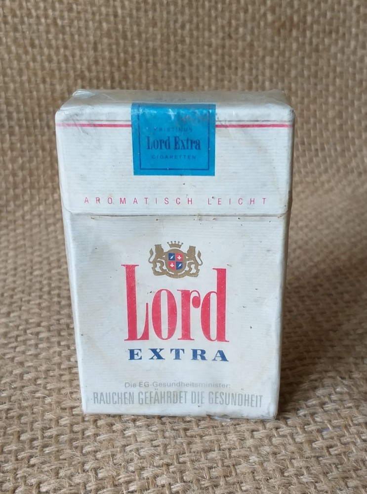 Pachet vechi tigari R 1 Minima germania 1990, pachet tigari de colectie ...