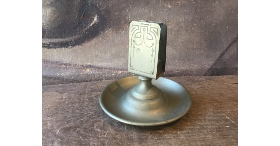 Arta si Design - Vechi suport Art Nouveau pentru cutia de chibrituri ...