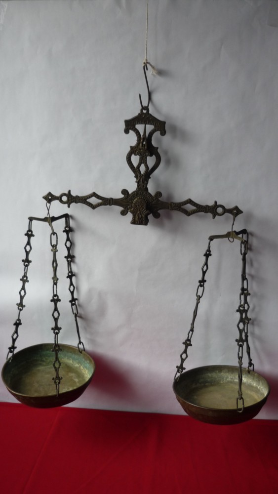 BALANTA VECHE, CANTAR | arhiva Okazii.ro