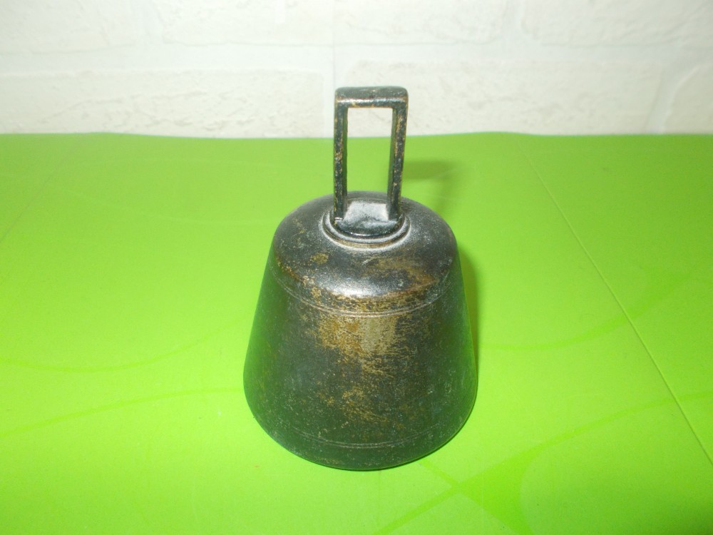 Vechi CLOPOT din BRONZ cu doua bile , acustica deosebita , patina ...