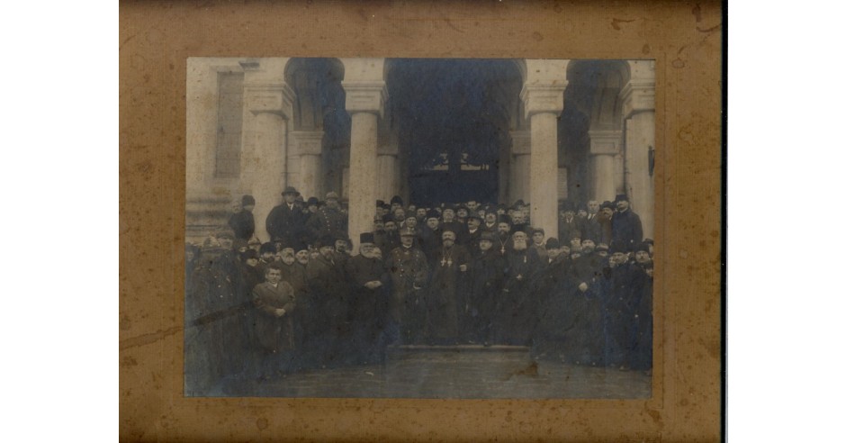 AB FOTO CABINET 221 - PREOTI, MILITARI, ENORIASI-BISERICA BRAILA ...