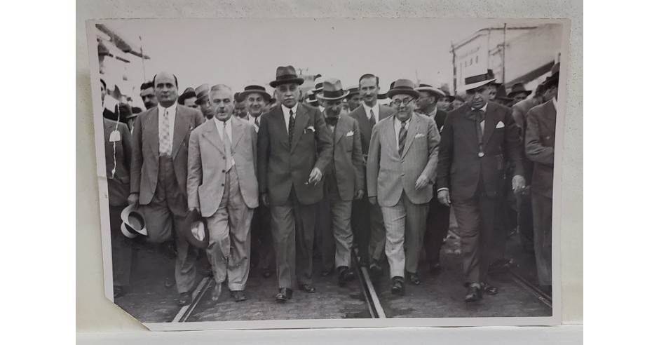 CONSTANTIN I. ANGELESCU , LA O DEFILARE IMPREUNA CU OFICIALITATI ...