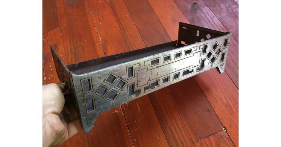 Veche tava pentru teracota / semineu Uzinele de fier Vlahita jud ...