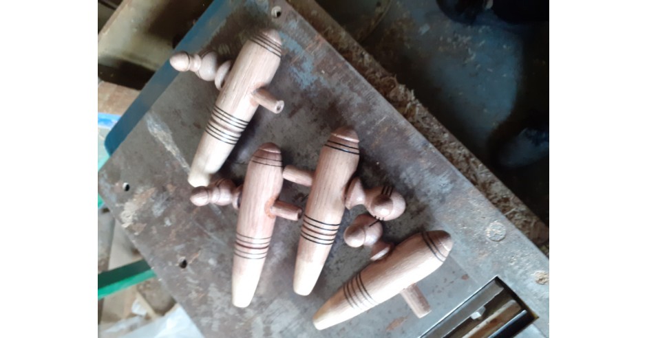 Robinet lemn, Canea lemn, cep butoi lemn | arhiva Okazii.ro