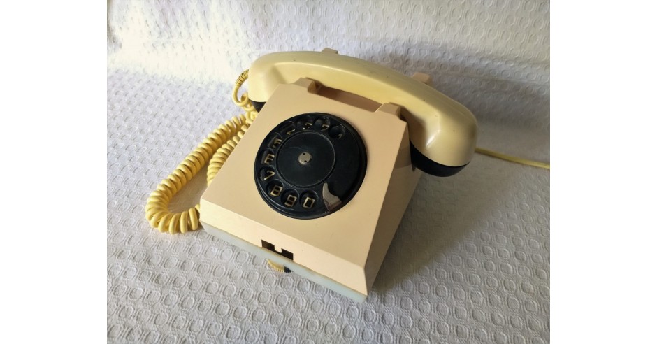 Telefon cu disc din perioada comunista, telefon vechi de colectie ...