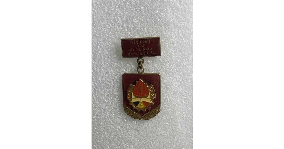 Insigna pionieri Distins cu diploma de onoare | Okazii.ro