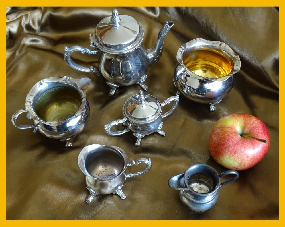 SET 6 OBIECTE VINTAGE CEAINIC LETIERA ZAHARNITA, UNUL PLACAT ARGINT ...