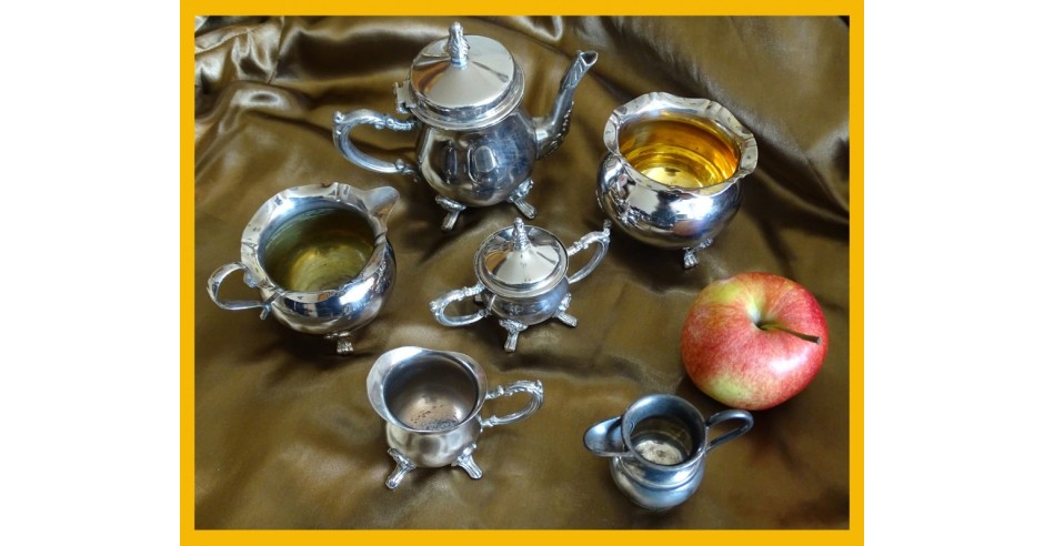 SET 6 OBIECTE VINTAGE CEAINIC LETIERA ZAHARNITA, UNUL PLACAT ARGINT ...