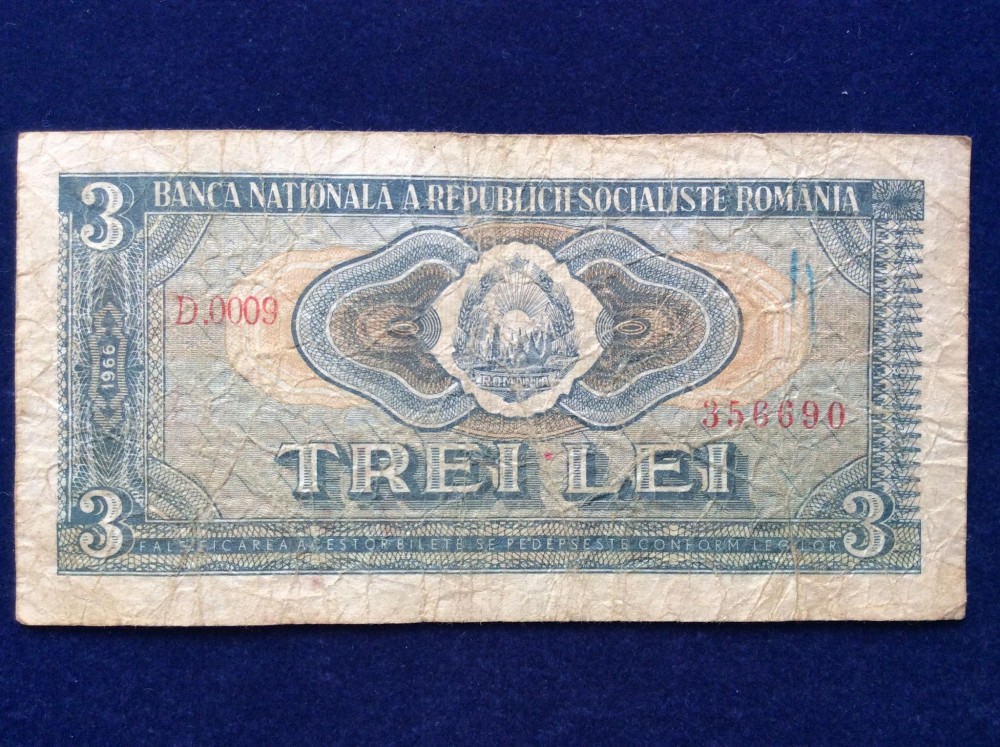 Bancnote Romania - 3 lei 1966 - seria D.0009 356690 (starea care se ...
