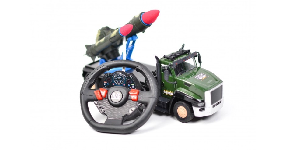 Masinuta militara de jucarie cu volan si rachete, camion cu telecomanda ...