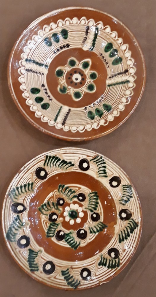 Ceramica semnata Colibaba / Radauti - Lot de doua vase vechi | arhiva ...