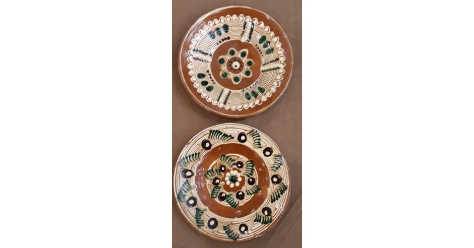 Ceramica semnata Colibaba / Radauti - Lot de doua vase vechi | arhiva ...