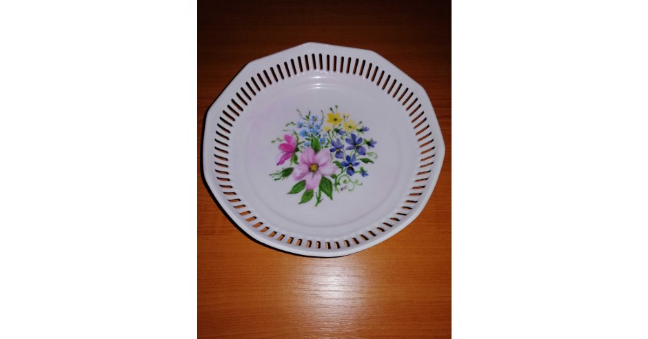 Vas Fructiera portelan perforata vintage 1971 Suedia Forsberg | Okazii.ro