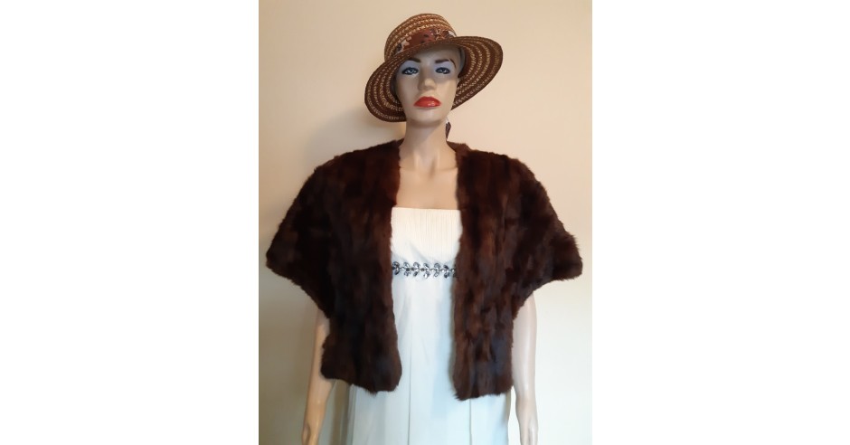 CAPA / ETOLA / BOLERO / GULER , DIN BLANA NATURALA DE NURCA , MODEL ...