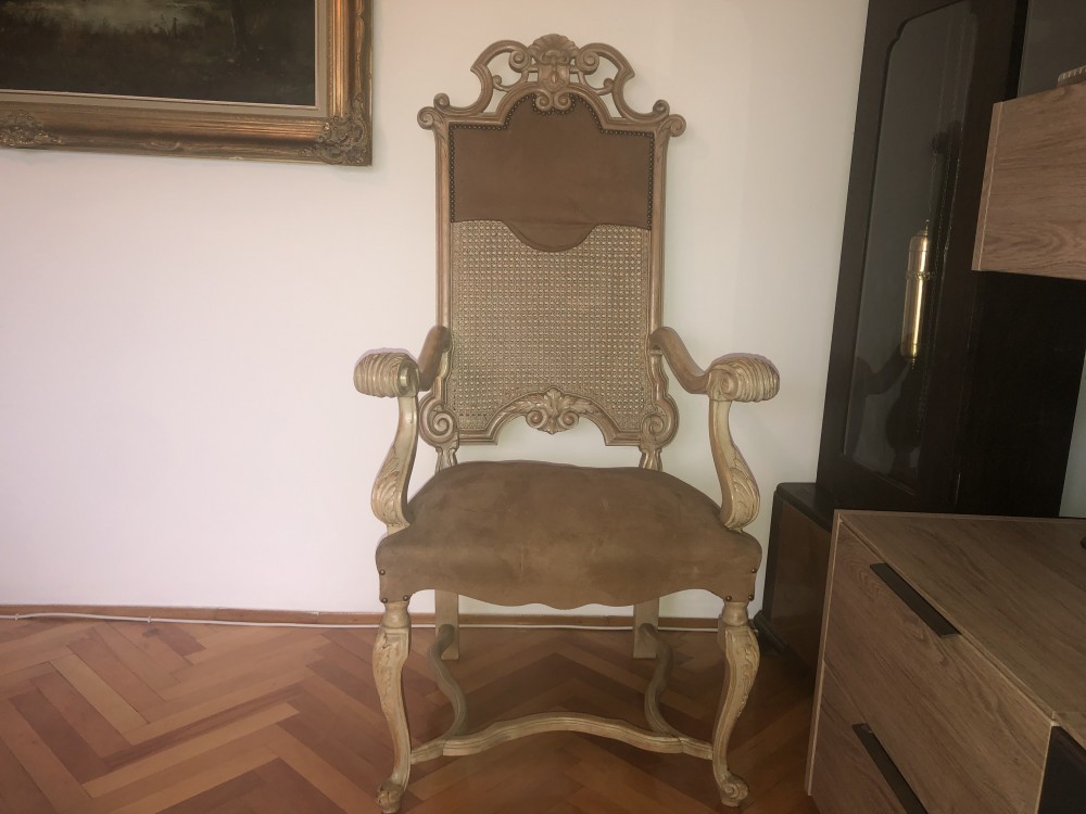 Scaun,tron,jilt vechi englezesc,sculptat in lemn masiv,dimensiuni mari ...