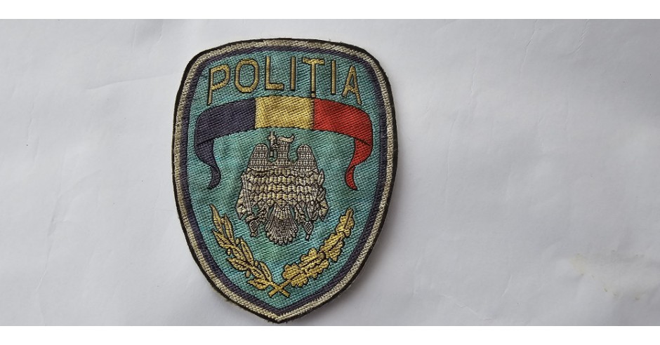 EMBLEMA POLITIA , TEXTILA MODELUL VECHI . | Okazii.ro
