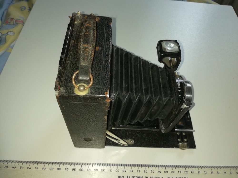 APARAT FOTO VECHI CU BURDUF CONTESSA NETTEL 657 , CU PLACI DE STICLA ...