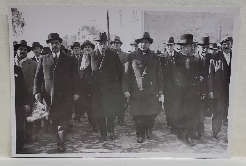 CONSTANTIN I. ANGELESCU , FOST PRIM - MINISTRU , INSOTIT DE ...