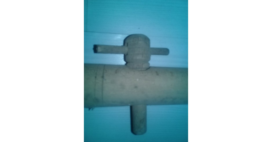 Canea veche din lemn pentru butoi,dop,cep,robinet,butoi,canea butoi ...