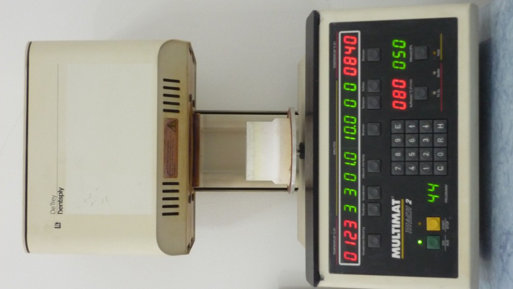 Cuptor ceramica + pompa vacuum DENTSPLY MULTIMAT MACH II | arhiva Okazii.ro