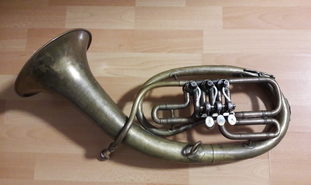 instrument muzical vechi TUBA | arhiva Okazii.ro