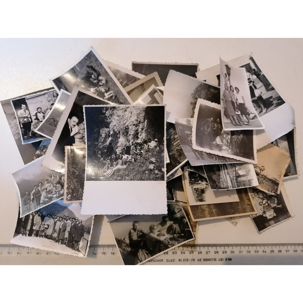 LOT 50 POZE / FOTOGRAFII VECHI ALB NEGRU | Okazii.ro