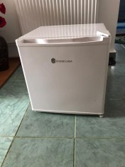 Mini frigider cu congelator | arhiva Okazii.ro
