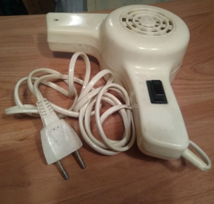 Feon romanesc din perioada comunista - perfect functional | arhiva ...