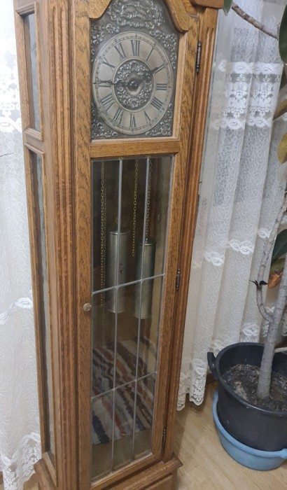 Vand pendula Hermle de Podea | Okazii.ro