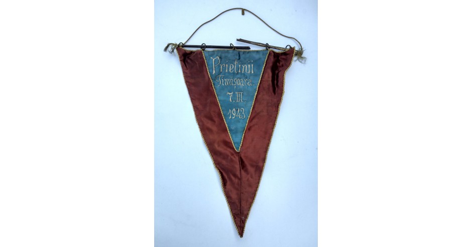 FANION VECHI ROMANESC - ANUL 1943 - BRODAT - "PRIETENII TIMISOARA ...