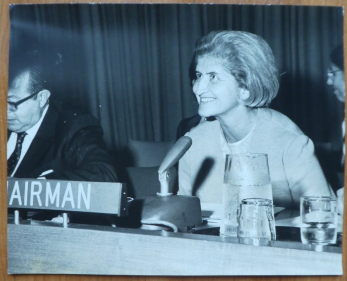 3 foto mari de presa cu Maria Groza, fiica lui Petru Groza, la ...