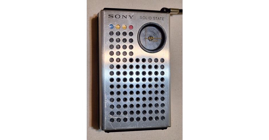 SONY Radio portabil - Made in Tokyo Japan, produs vechi original din ...