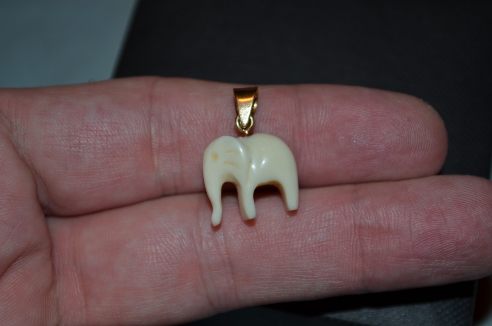 PANDANTIV AUR 18K + Fildes - Elefant mic - Sculptat manual - Vintage ...