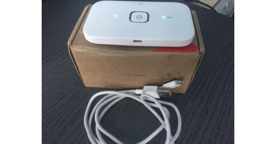 ROUTER MODEM 4G HUAWEI R218H FUNCTIONAL APROAPE NOU.CITITI ATENT ...