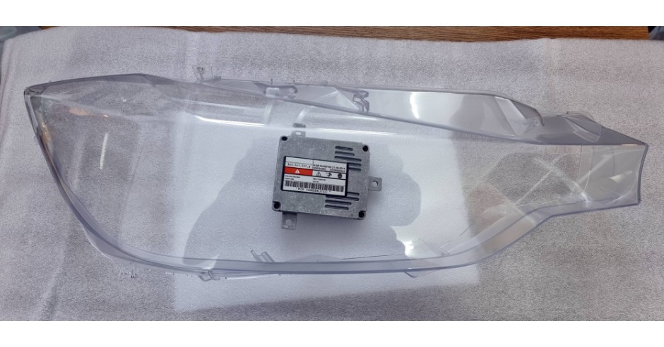 SET Sticle /Geam / Dispersor faruri BMW F30 F31 | arhiva Okazii.ro