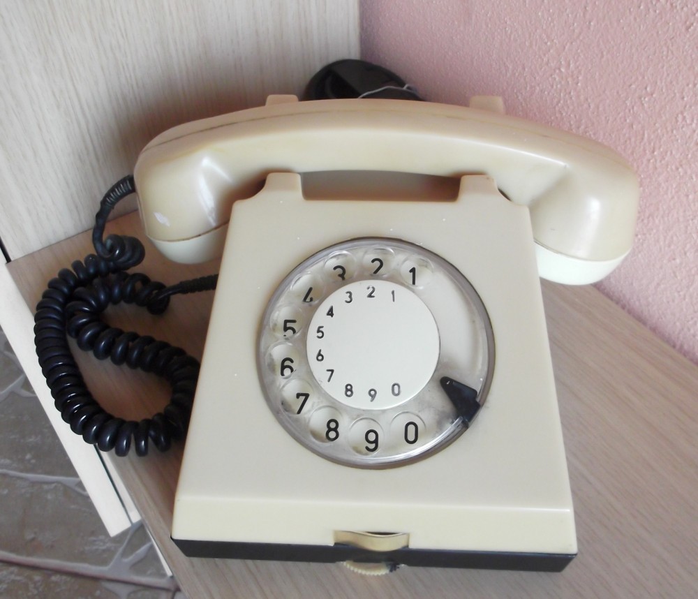 TELEFON FIX , CU DISC , VINTAGE ! | arhiva Okazii.ro