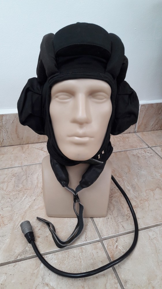 CASCA TANCHIST RSR CU LARINGOFON ,CASCHETA MILITARA COMUNISTA ARMATA ...