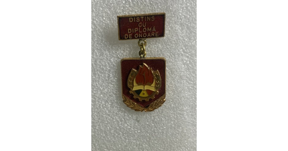 Insigna pionieri Distins cu diploma de onoare | Okazii.ro