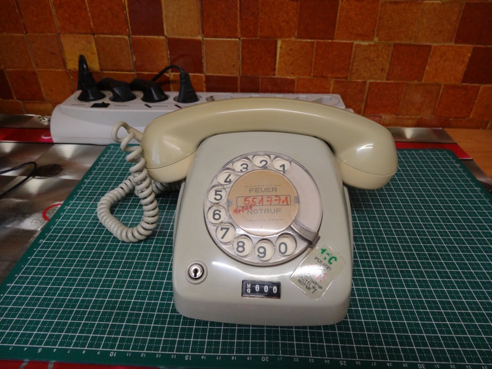 Telefon fix vintage/retro / cu disc / de colectie/Fetap | arhiva Okazii.ro