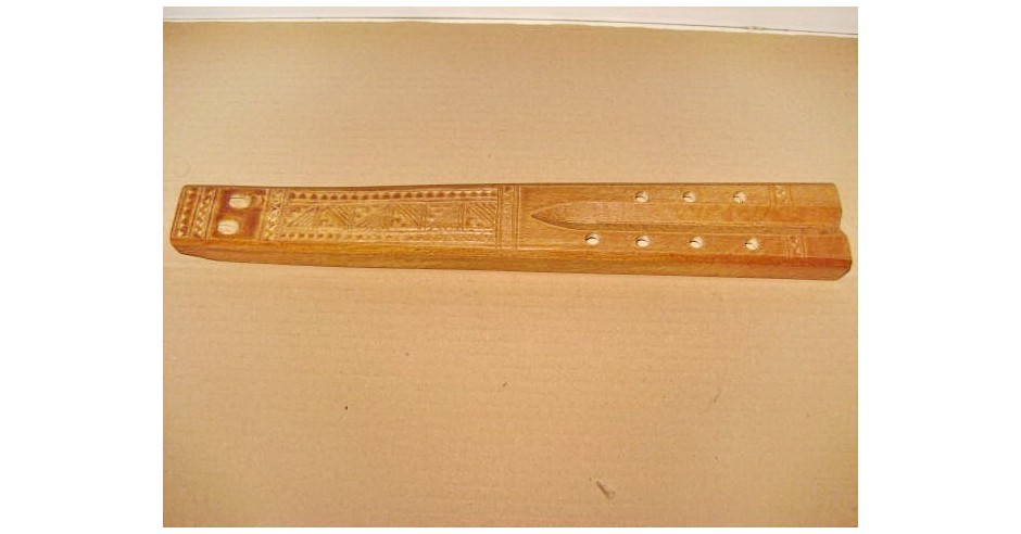 A450-Trisca-Fluier Ardeal rustic vechi din lemn manual executat ...