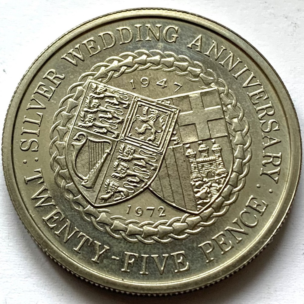 Insula Man 25 pence 1972 Elizabeth II (Royal Wedding Anniversary ...